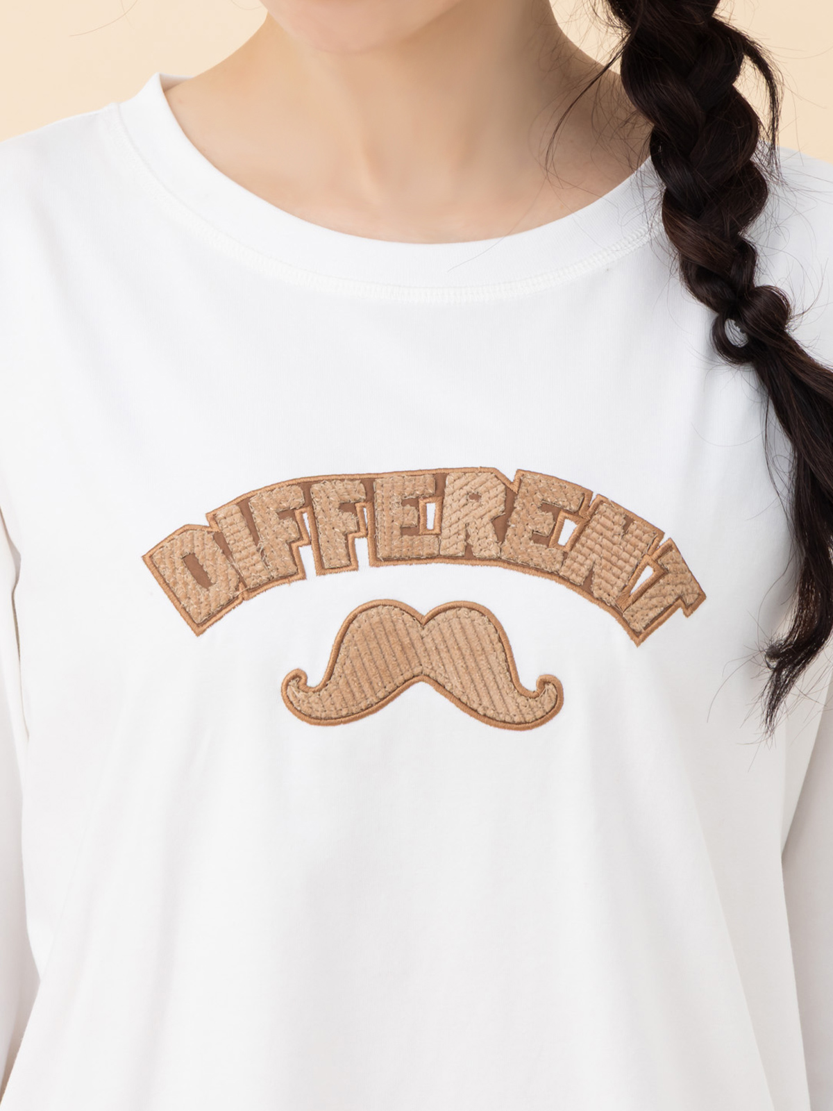 簡單鬍子毛巾繡上衣