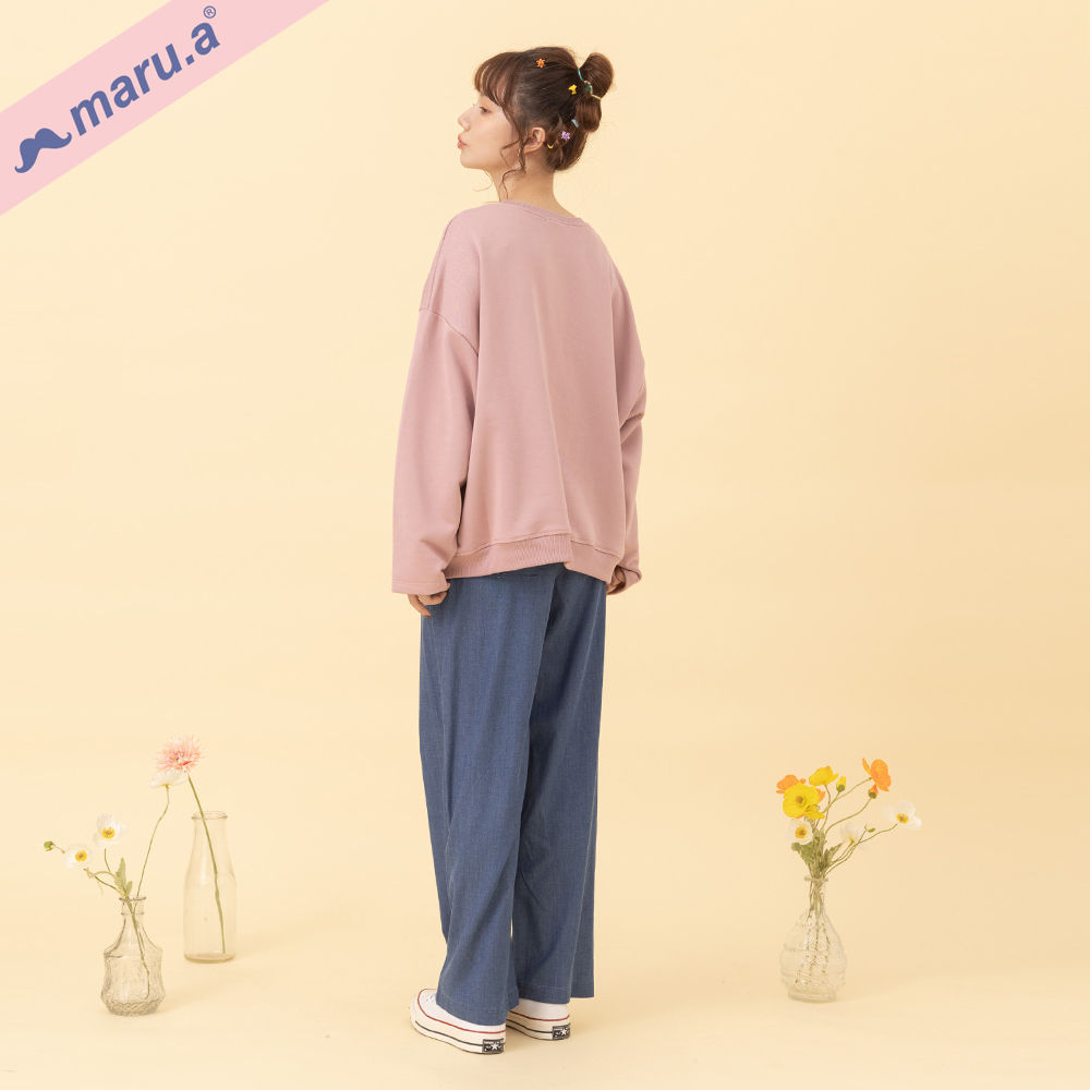 【maru.a】做獨一無二的你🌟撞色手繪印花不規則剪裁大學T(3色)-淺粉 24341232